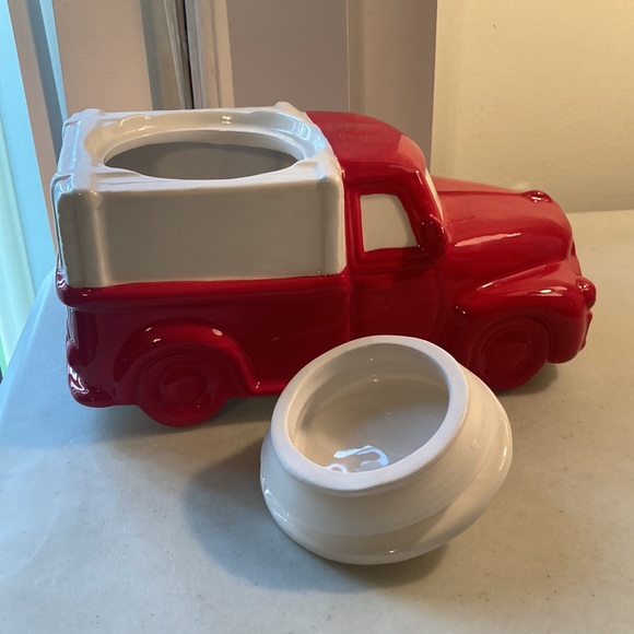 Rae Dunn | Kitchen | Rae Dunn Artisan Collection By Magenta Red ...